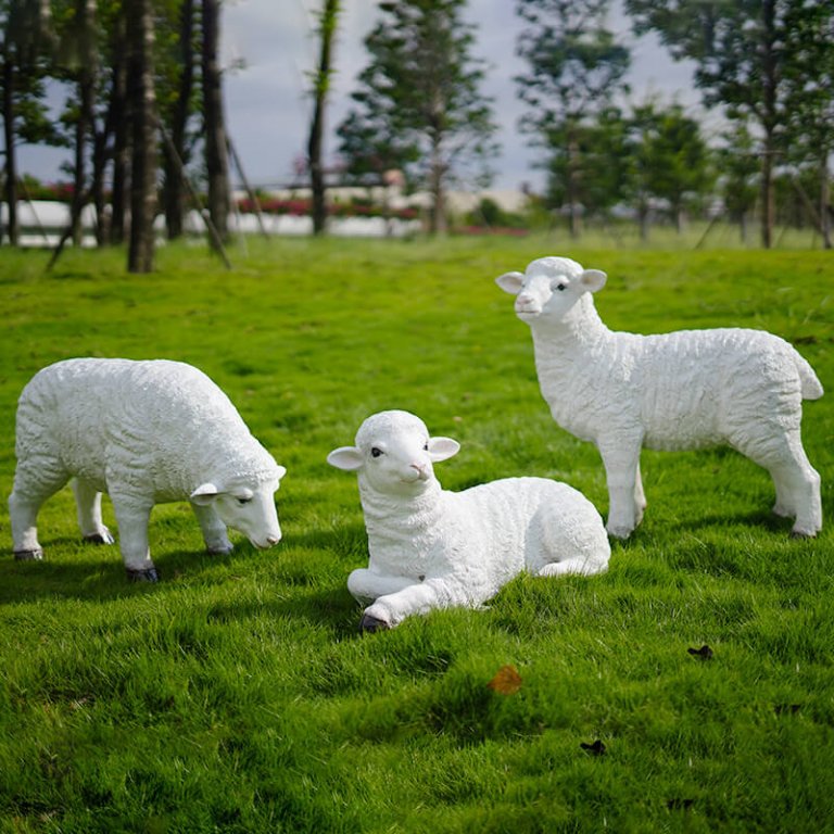 Resin Sculpture Lamb Ornament For Garden - SevenTreeSculpture