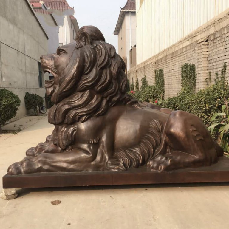 Custom Hand Casting Lion Bronze Statue - SevenTreeSculpture